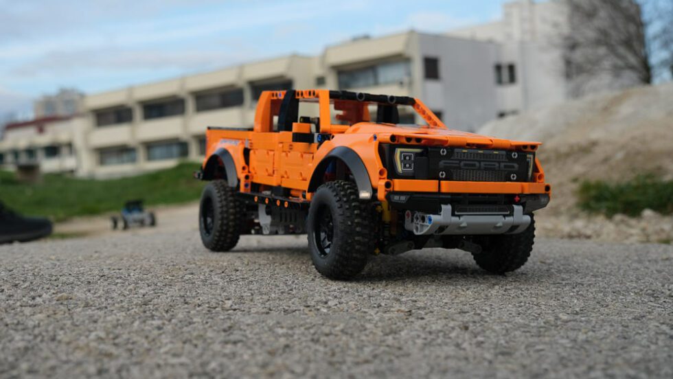 BuWizz powered 42126 Ford® F-150 Raptor | BuWizz | Bluetooth® remote ...